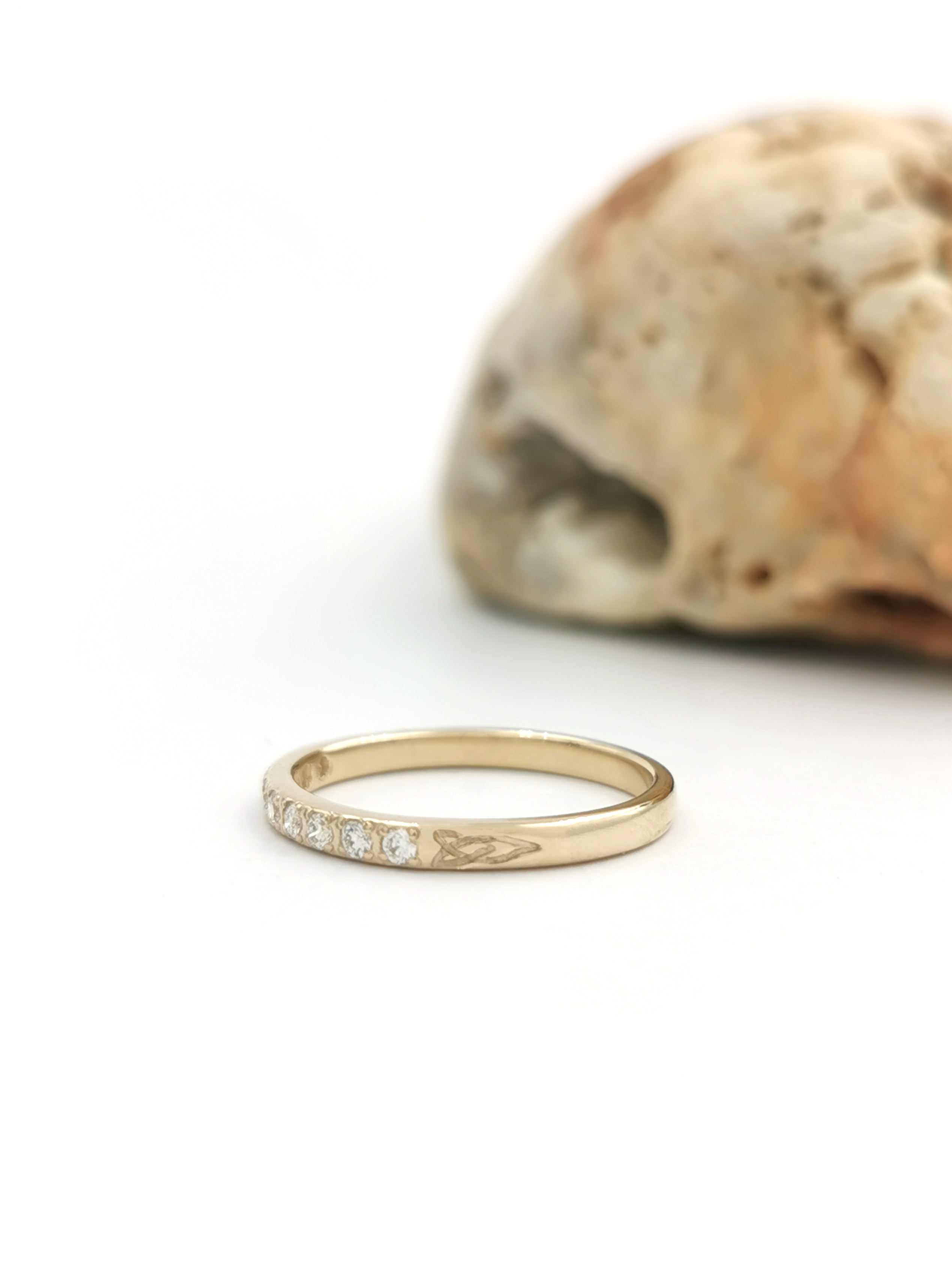 Diamond Trinity Knot Wedding Ring Womens Traditional 18K Yellow Gold Sizes 4.5 to 9 Direct from Ireland