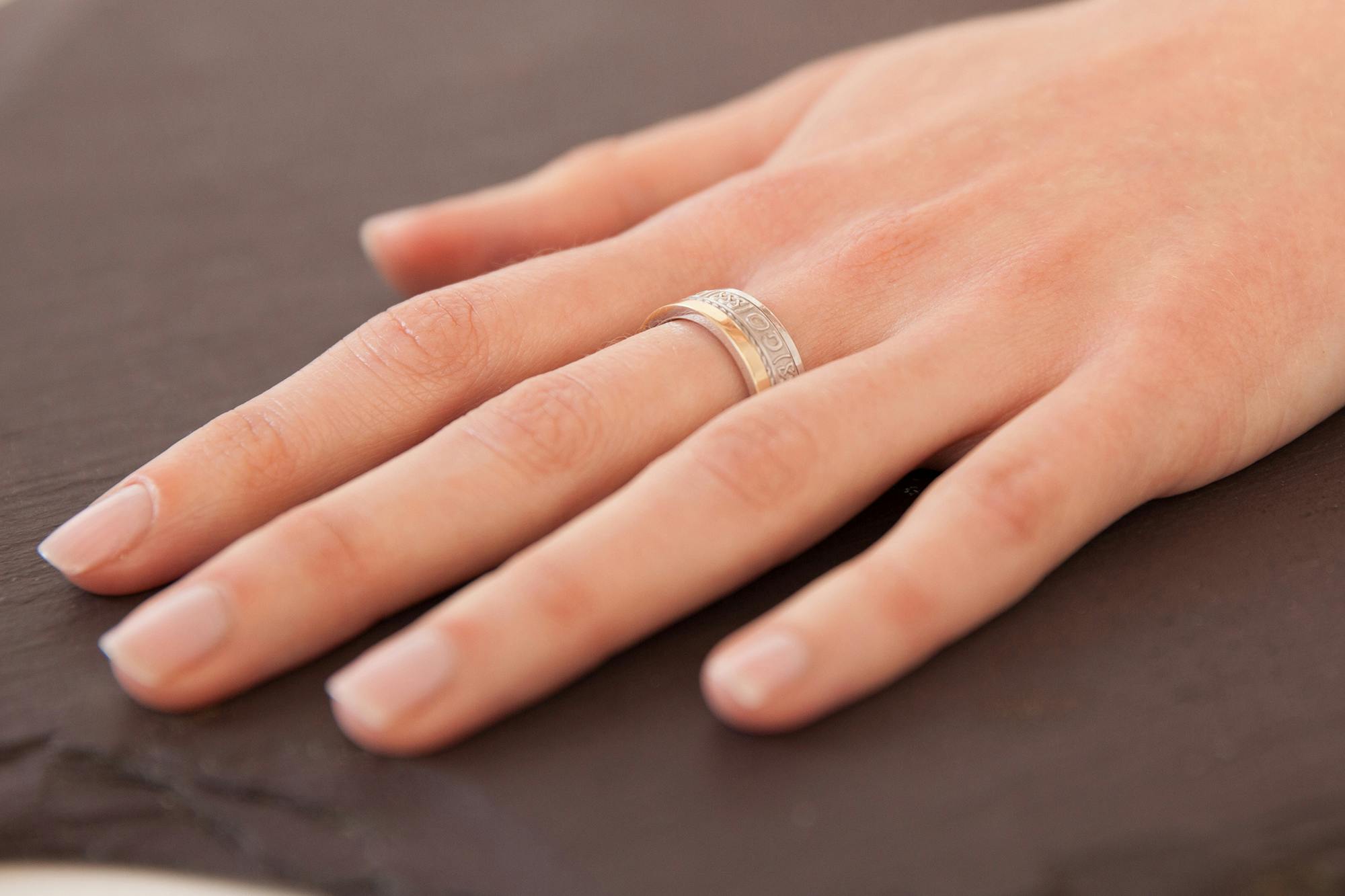 Grá Go Deo Ring with Celtic Knot, From Ireland | My Irish Jeweler