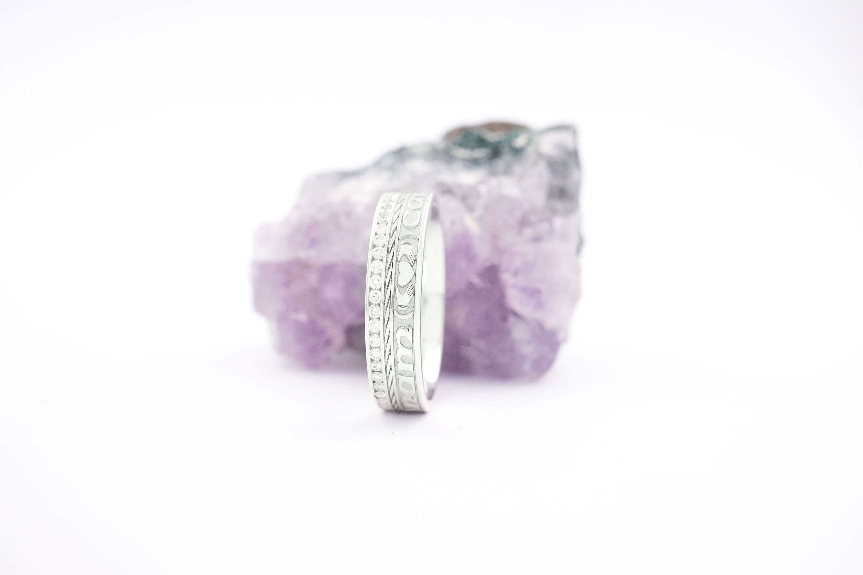 Mo Anam Cara Band with Diamond Trim, From Ireland | My Irish Jeweler